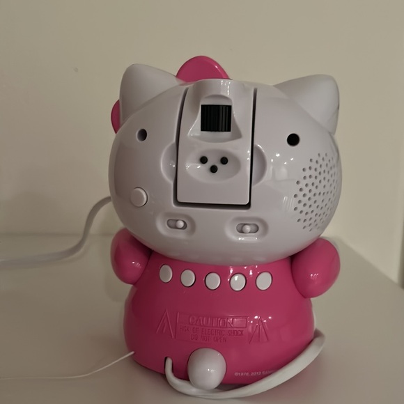 Hello Kitty | Other | Super Cute Hello Kitty Alarm Clock | Poshmark